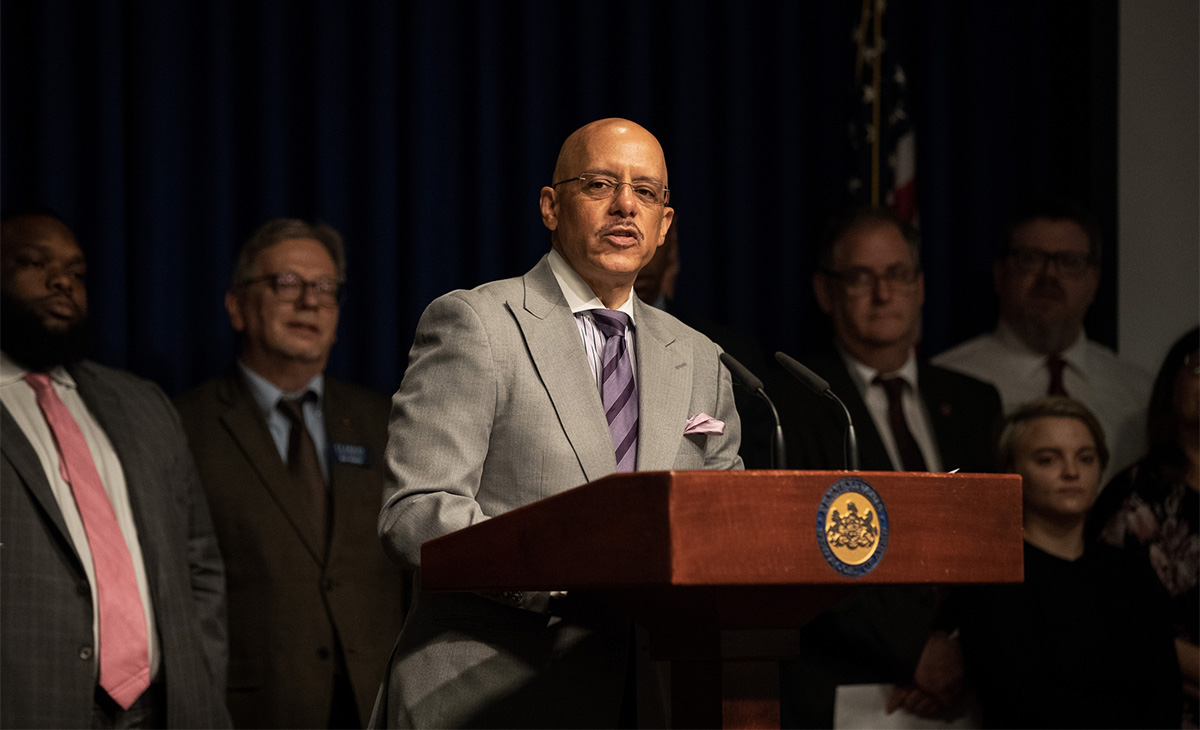 Newsroom - Senator Vincent Hughes